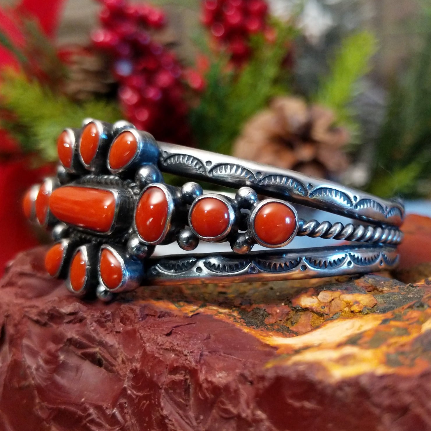 Coral Cluster Cuff by Diane Wylie GJ-BRC-0189 – Arlene's
