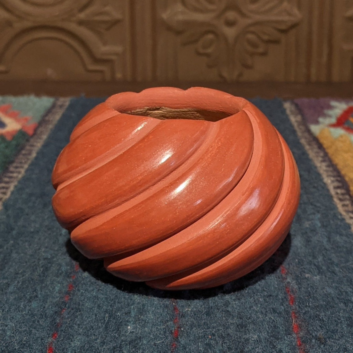 Jemez Pottery by Marcella Yepa SWT-POT-0040 – Arlene's