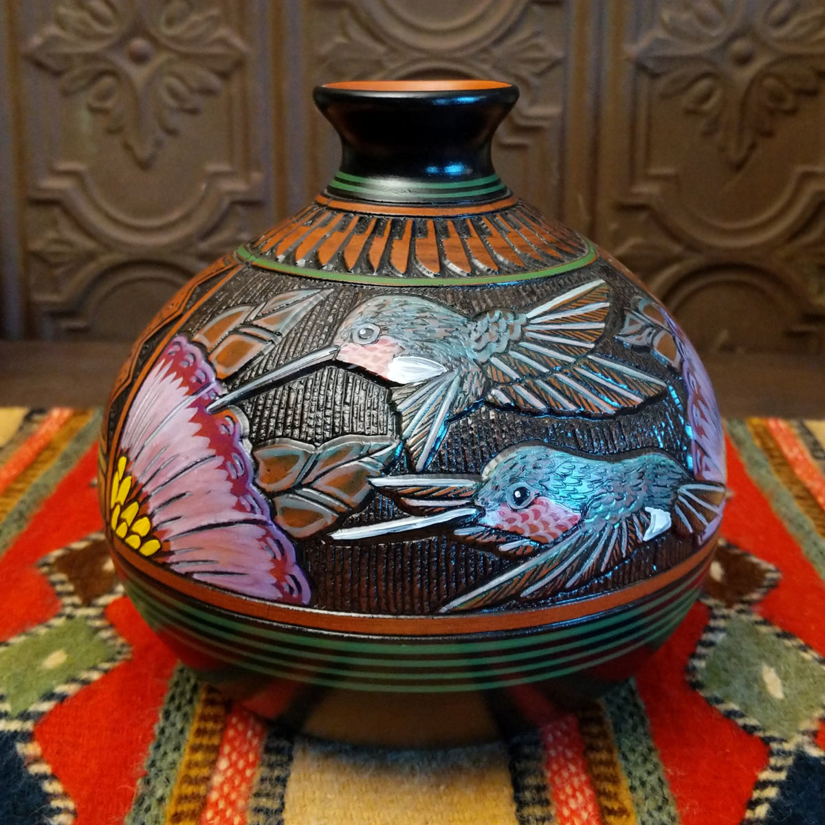 Navajo Hummingbird Pottery by Paul Lansing SWT-POT-0069 – Arlene's